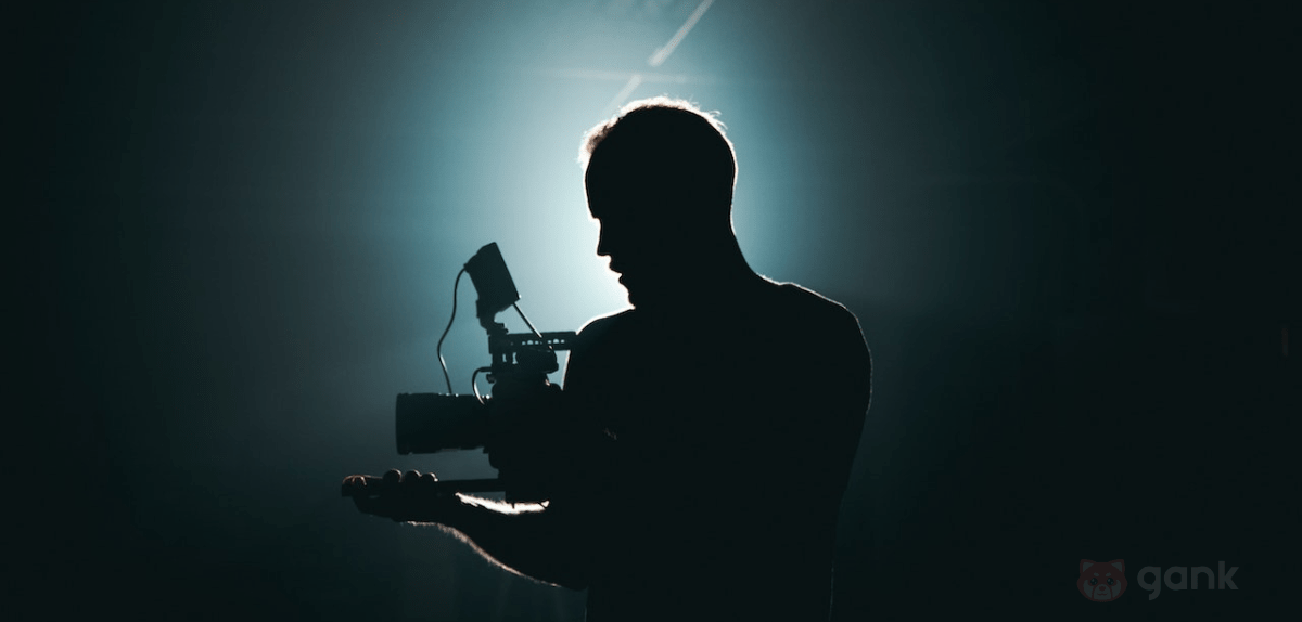 What Is A Video Content Creator and How to Become One