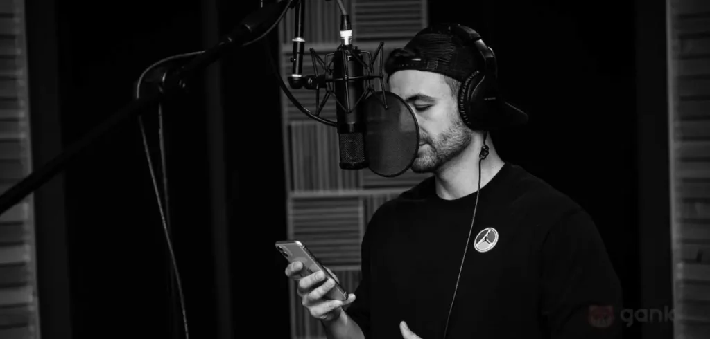 Learn How to do Voice Overs in 9 Simple Steps