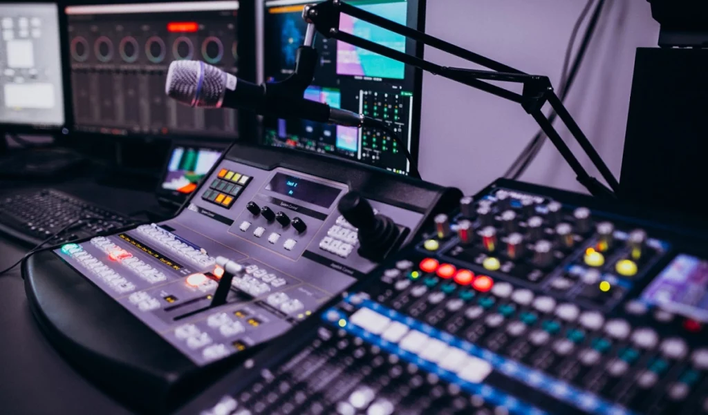 What is Audio Streaming & How Does it Operate? - Gank